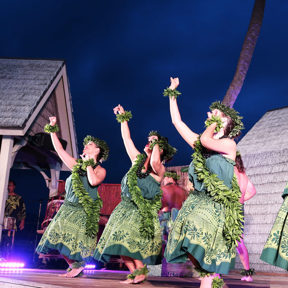 Family friendly luau on the Big Island – Bay Area Fashionista