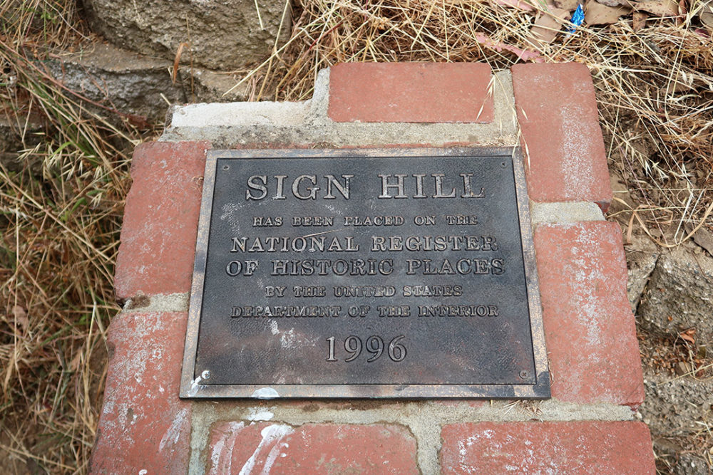 Sign Hill Park Trail – Bay Area Fashionista