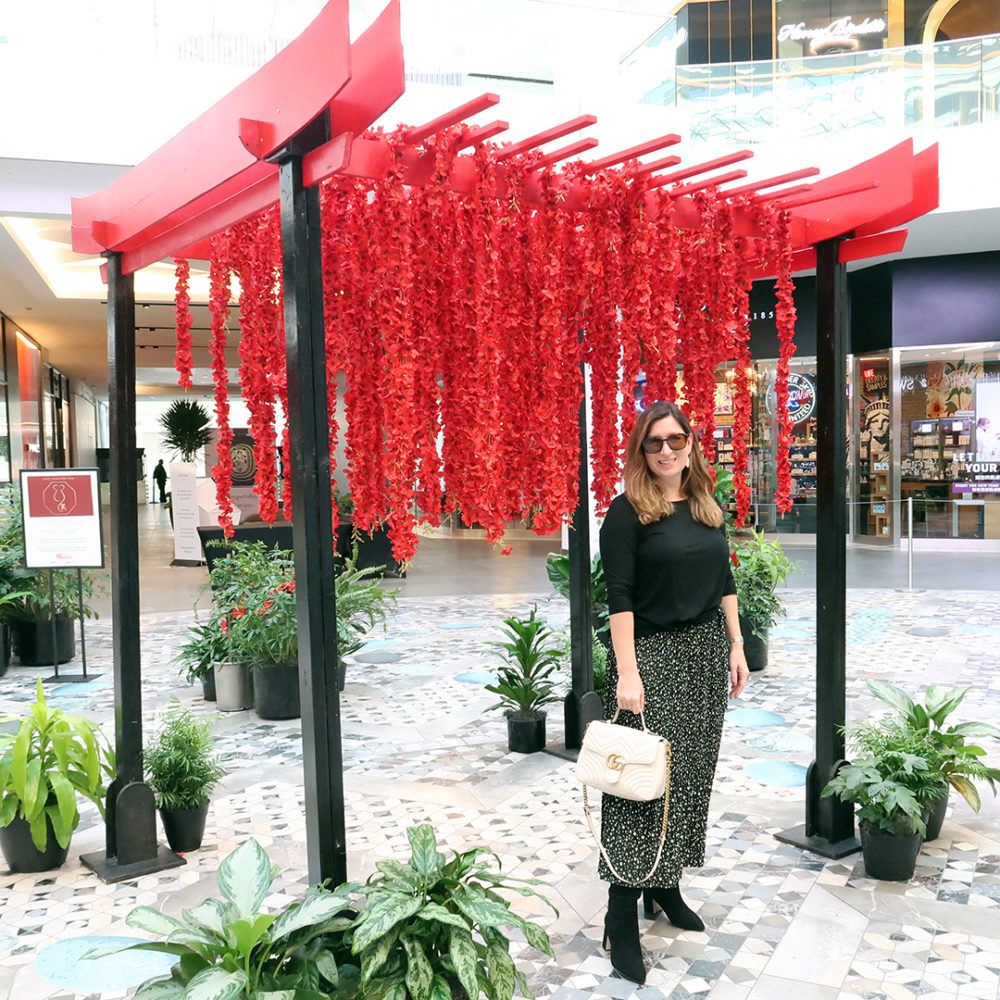 Where to place your handbag at a restaurant – Bay Area Fashionista